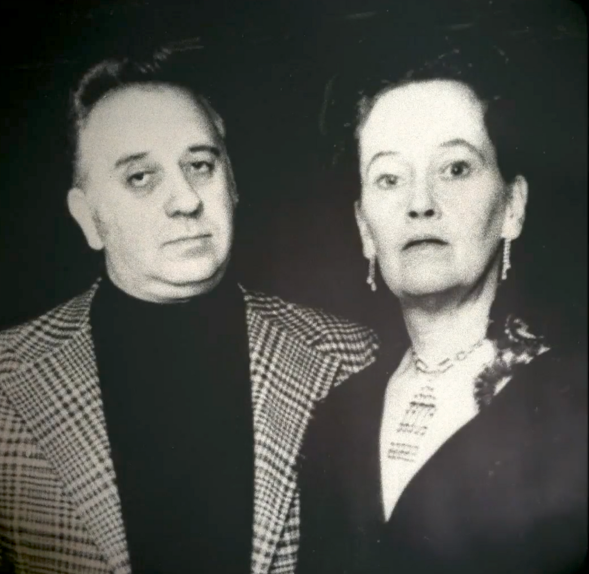 HAUNTED WARREN HOUSE