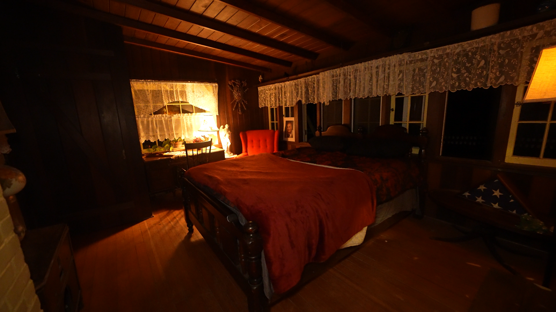 HAUNTED WARREN HOUSE